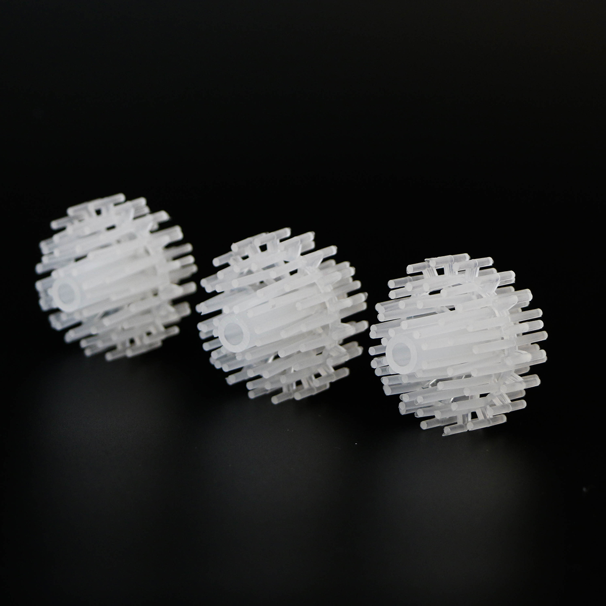 Plastic Trickling Filter Polypropylene PP Igel Ball for Aquarium Fish ...